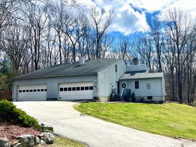 15 Christy Ln Unit Left, Sparta, NJ 07871