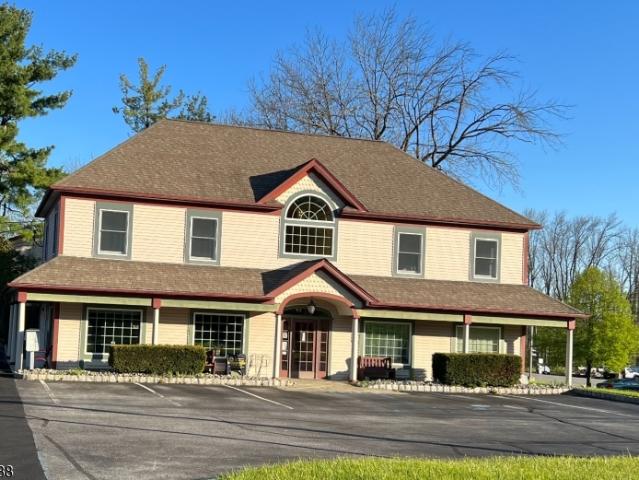 15 Church St Unit 2