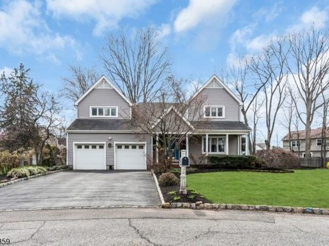 15 Conard Ct, Hillsborough Twp, NJ 08844