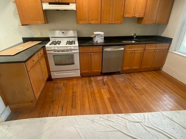 15 Cooper St, Unit 2, Boston, MA 02113 | MLS #73502 | Compass