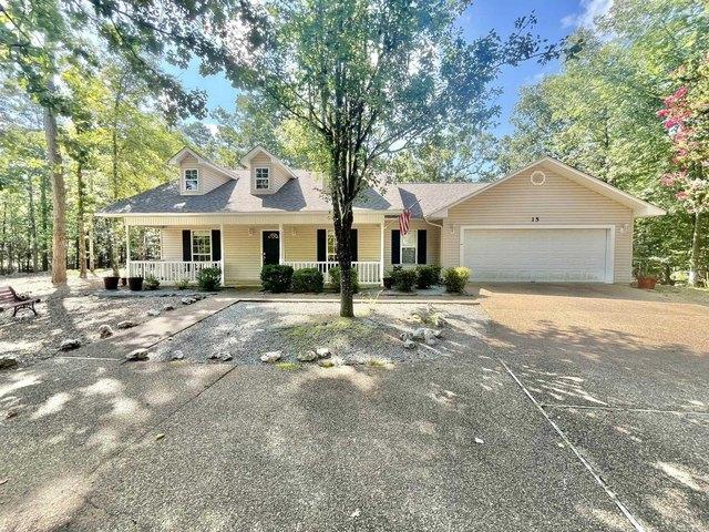 15 Corvera Pl, Hot Springs Village, AR 71909