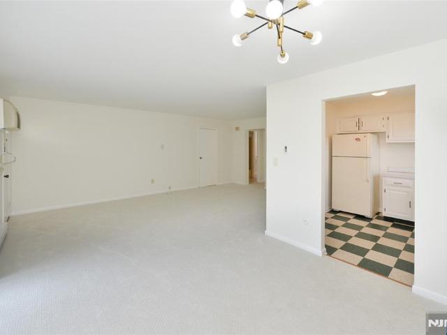 15 Cottage Street # 15 12A