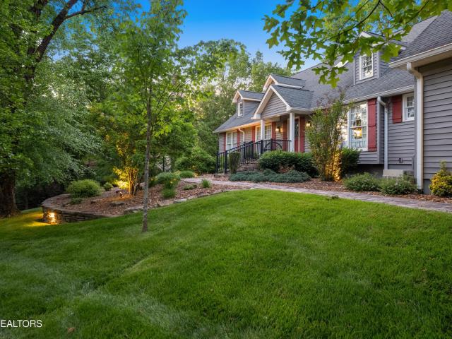 15 Cloverdale Circle