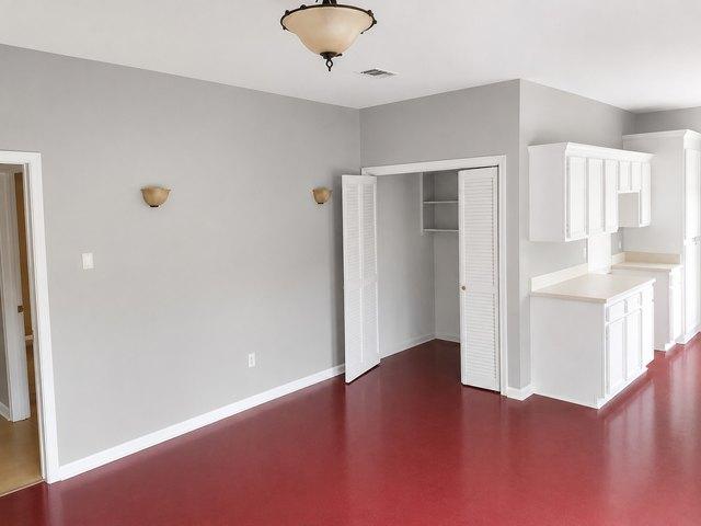 15 Claiborne St, Natchez, MS 39120