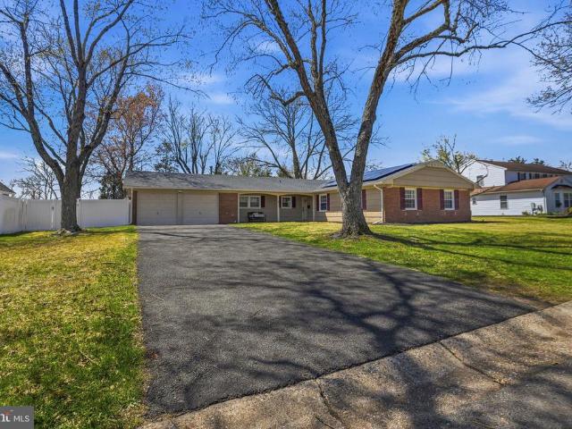 15 Club Ridge Lane