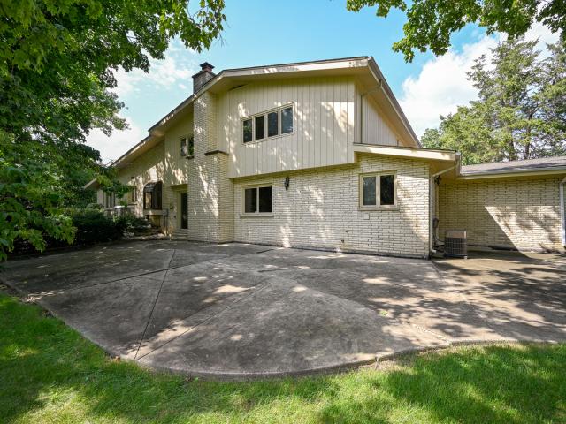 15 Croydon Lane