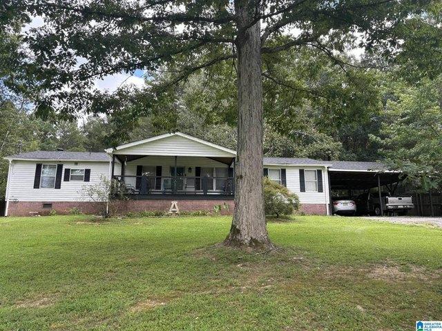 15 Davidson Dr, Locust Fork, AL 35097
