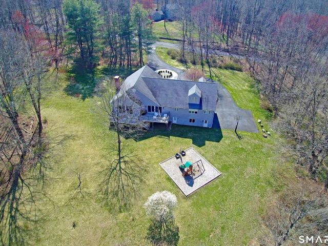 15 Dayton Rd, Redding, CT 06896 | MLS #24166 | Compass
