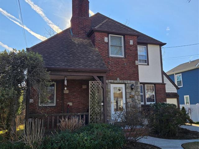 15 Donald Place