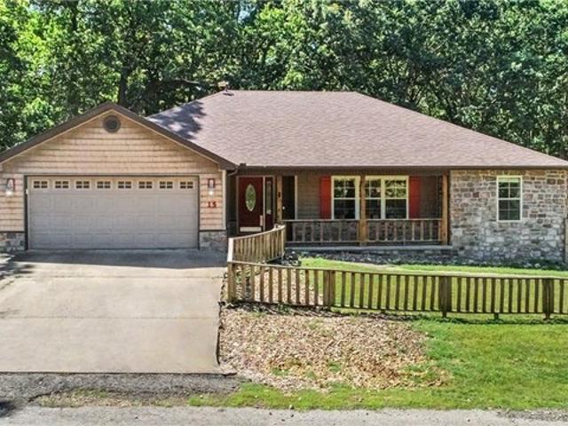 15 Dunholme Dr, Bella Vista, AR 72714