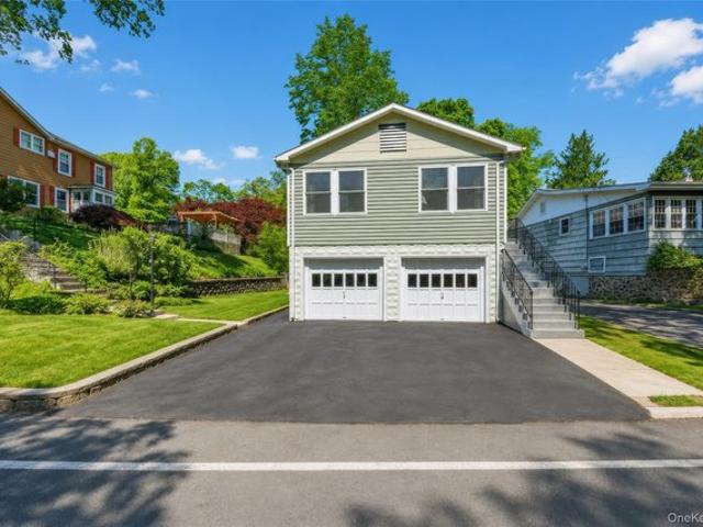 15 Dutch St, Montrose, NY 10548