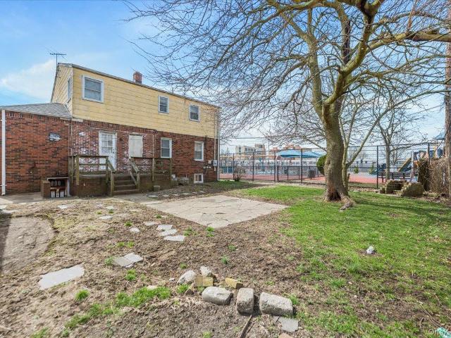 15 E Hudson Street