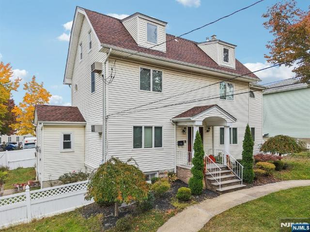 15 E Pierrepont Ave, Rutherford, NJ 07070 | MLS #25038 | Compass