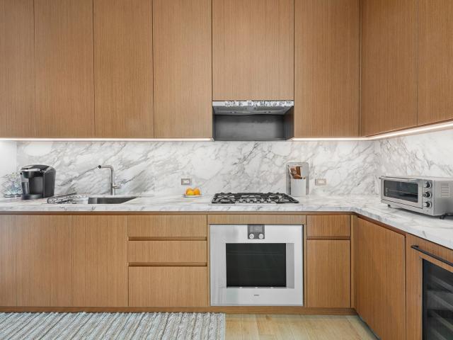 15 E 30th Street 44C