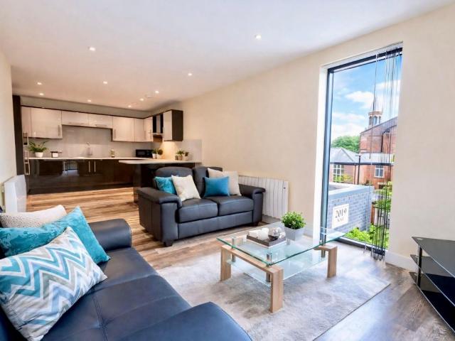 15 Ecco, 2 bedroom, Apartment