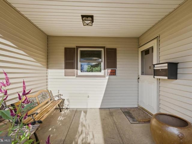 15 Echo Lane