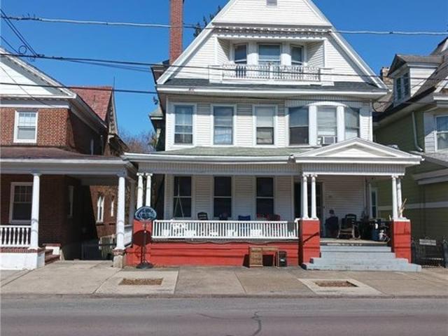 15 East Ave, Mount Carmel, PA 17851
