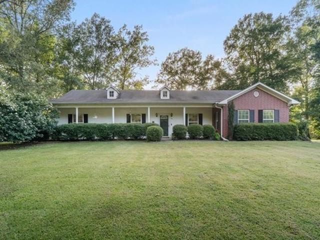 15 Elmwood Ln, Texarkana, TX 75501