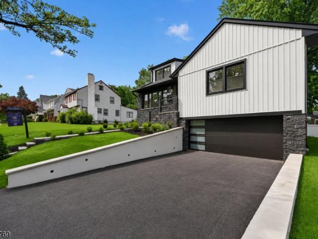15 Elberta Rd
