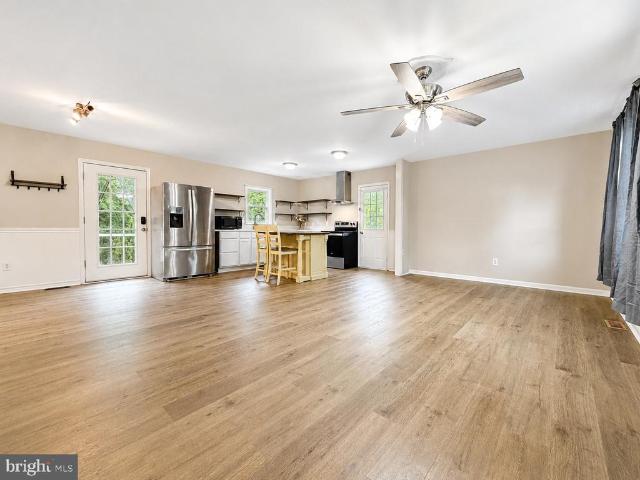 15 English Oak Circle