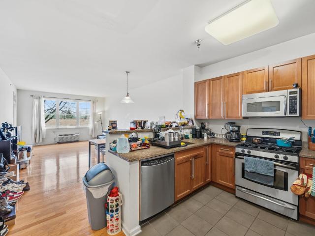 15 Enterprise Ct # 105