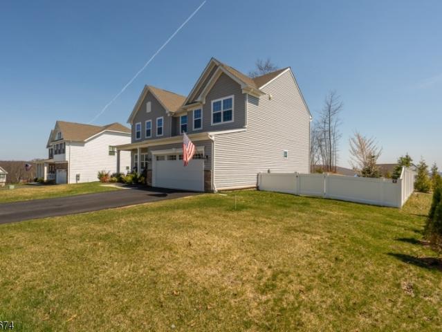 15 Esposito Ln, Landing, NJ 07850 | MLS #4021 | Compass