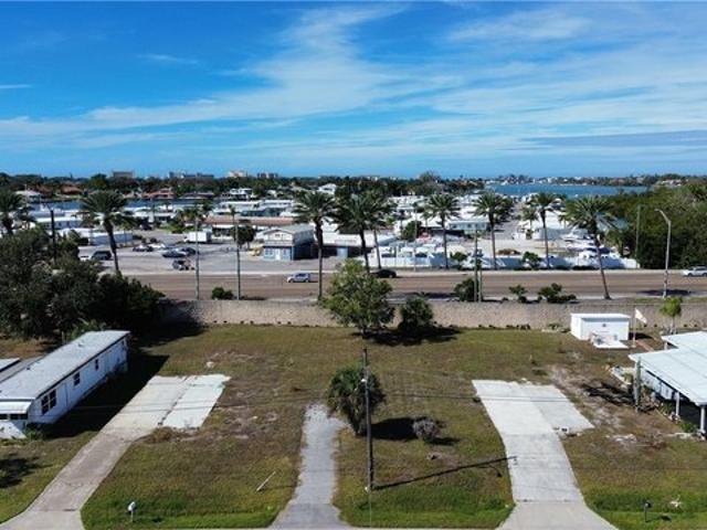 15 Erskine Drive, Venice, FL 34285