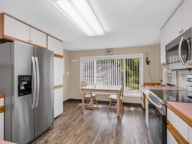 15 Evelyn Avenue