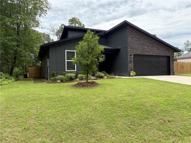 15 Exminster Ln, Bella Vista, AR 72714