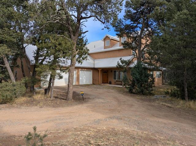 15 Falling Star Dr, Tijeras, NM 87059