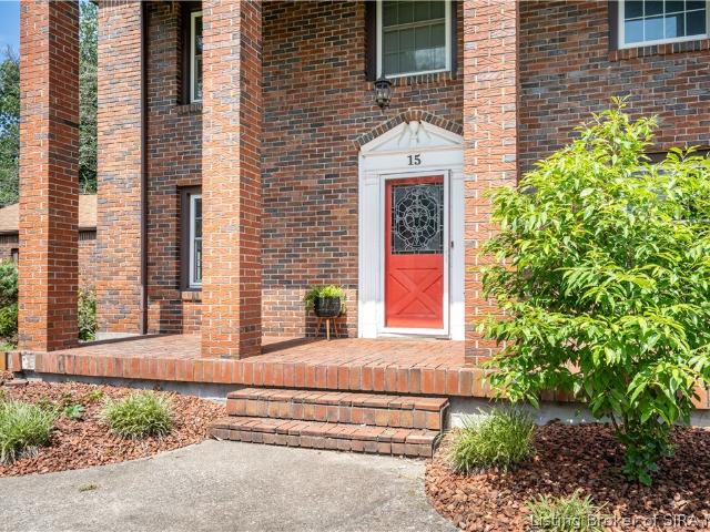15 Forest Drive