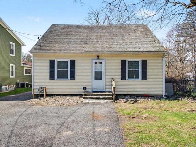 15 Forge Hill Road