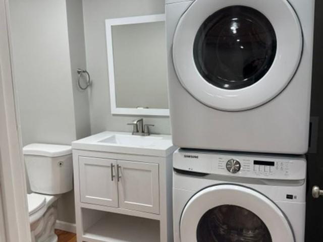 15 Franklin Street Studio Apartment for Rent at 15 Franklin St, Nashua, NH 03064 North End