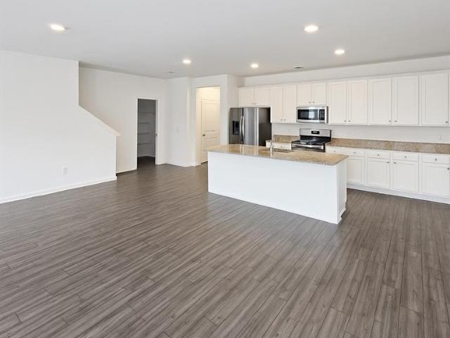 15 Goshawk Street