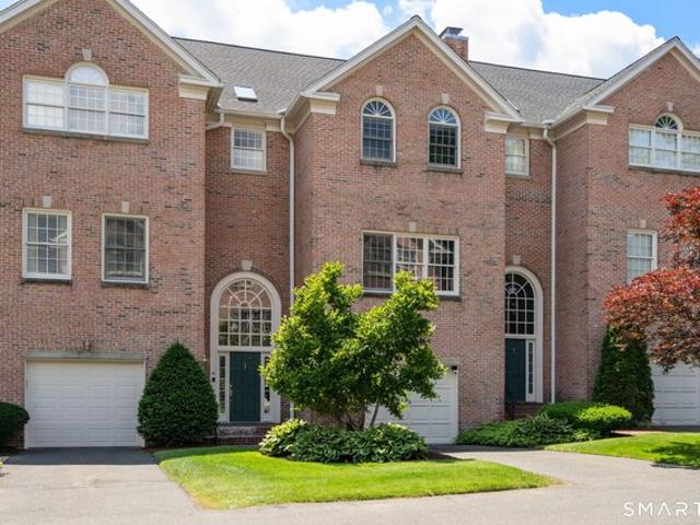 15 Governors Row Unit 15, West Hartford, CT 06117