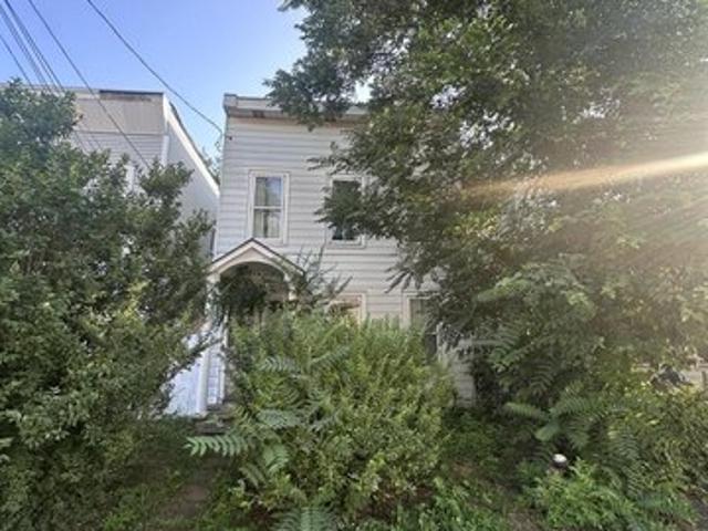 15 Glen Ave, Troy, NY 12180