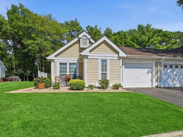 15 Glen Drive