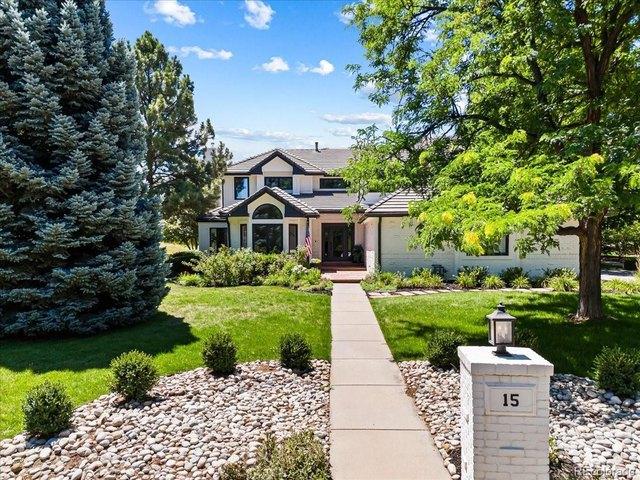 15 Glenmoor Cir, Englewood, CO 80113