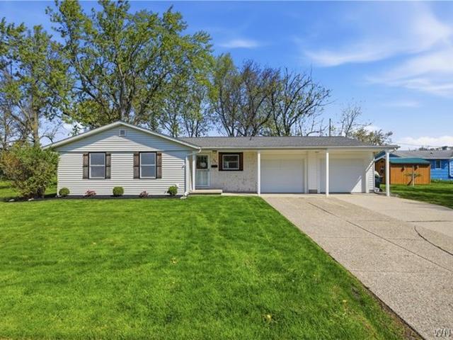 15 Green Ct, Tonawanda, NY 14150