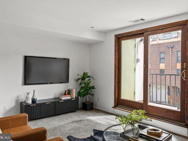 15 Hamilton Circle