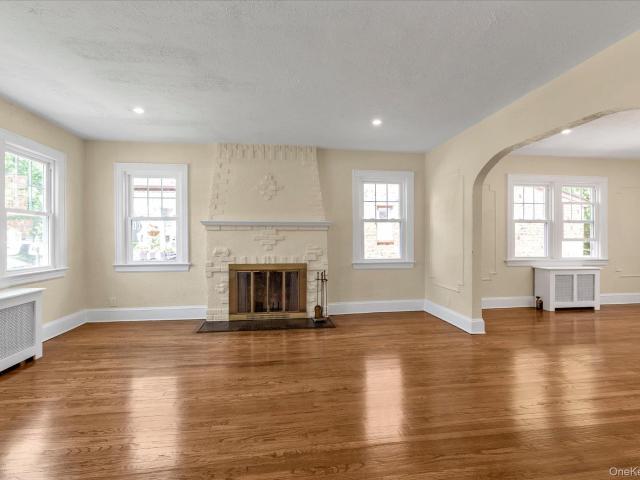 15 Hampton Road