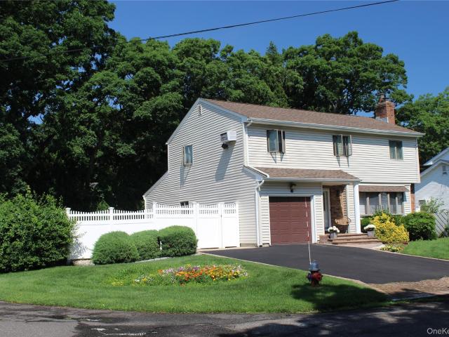 15 Hanley Avenue
