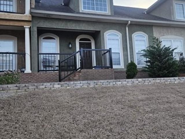 15 Harborview Ct NE, Decatur, AL 35601