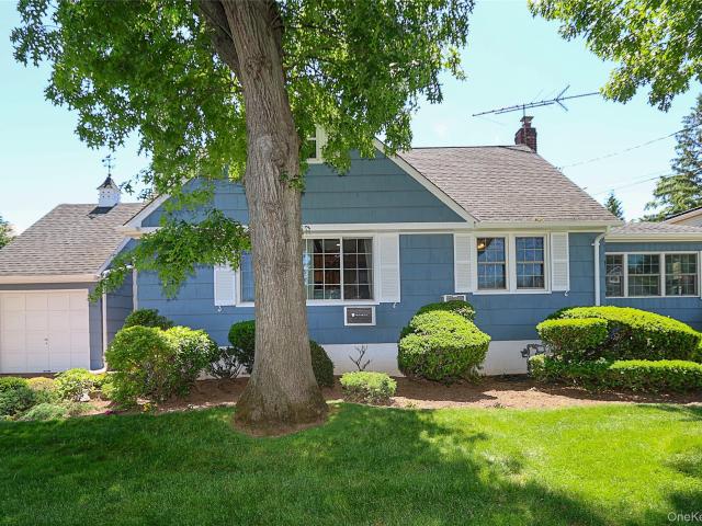 15 Hemlock Street