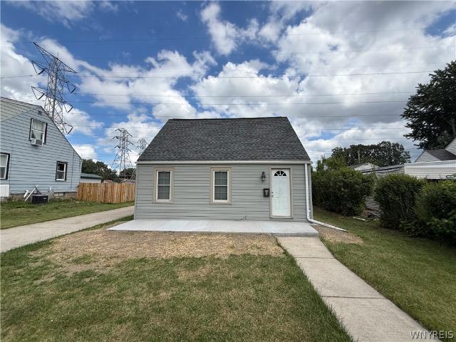 15 Heather Road