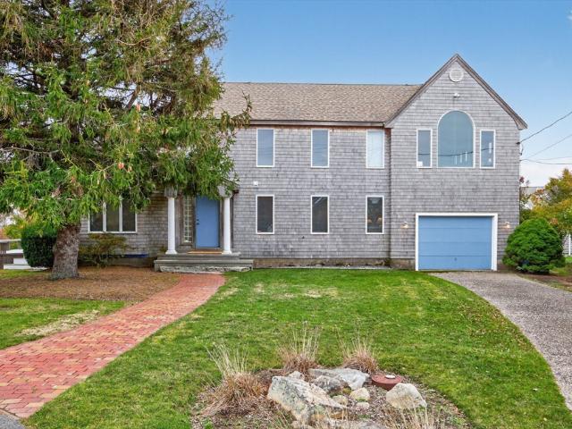 15 Hedge Lane