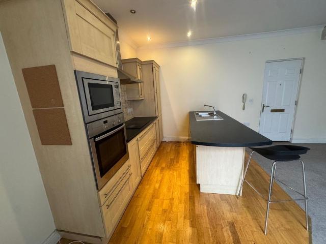 15 High Street, Haverfordwest SA61, 2 bed flat to rent, £750 pcm | PrimeLocation