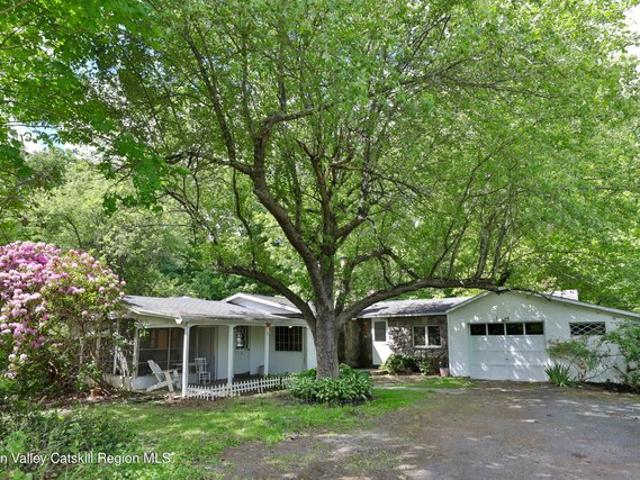 15 Highview Rd, Phoenicia, NY 12464