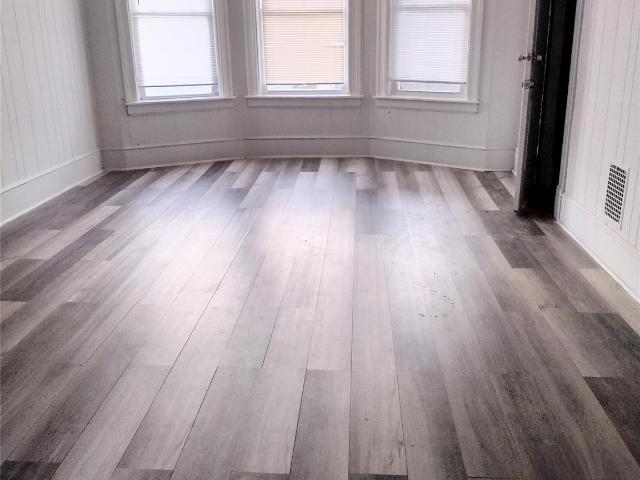 15 Hoffman Avenue 2