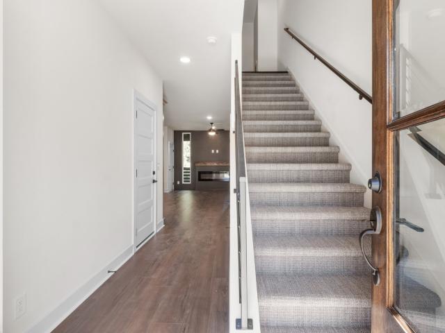 15 holland park west